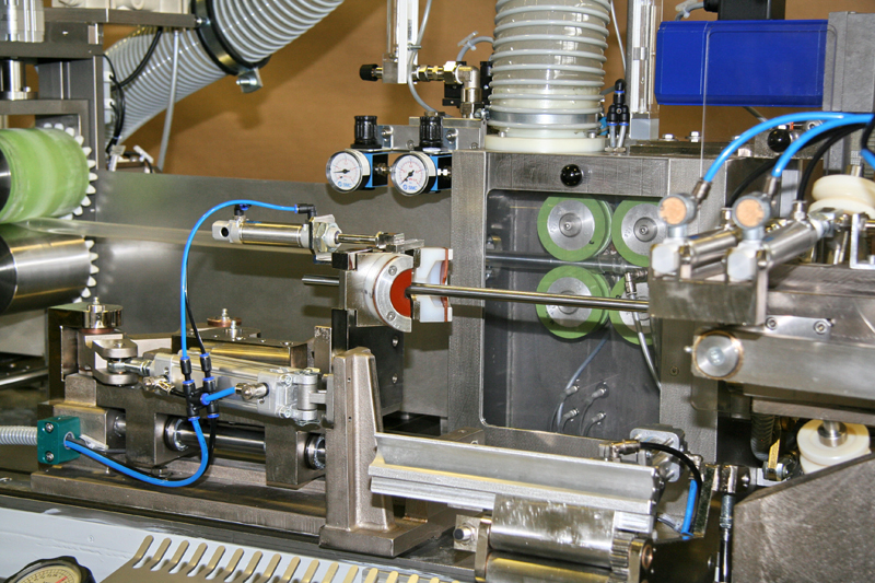 Shirring Machine Type K-4-S – Weinert Maschinenbau GmbH